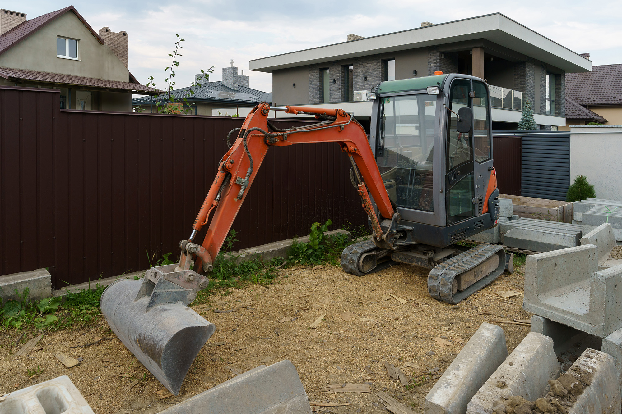 Small Machines With Big Demands: Rugged HVAC for Compact Machines